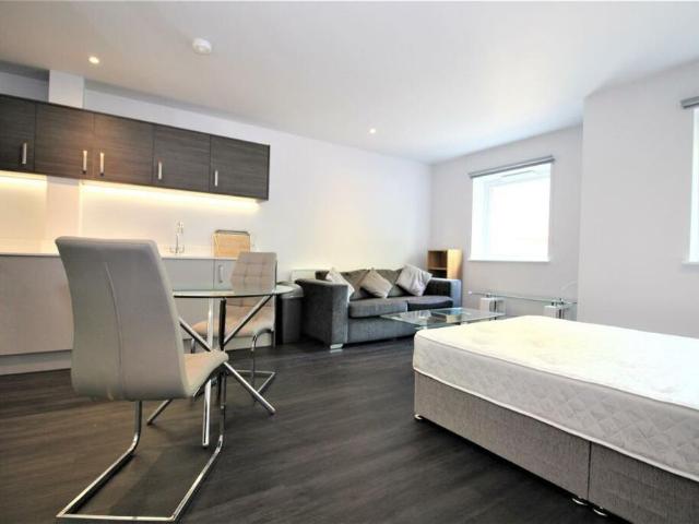 Studio to rent