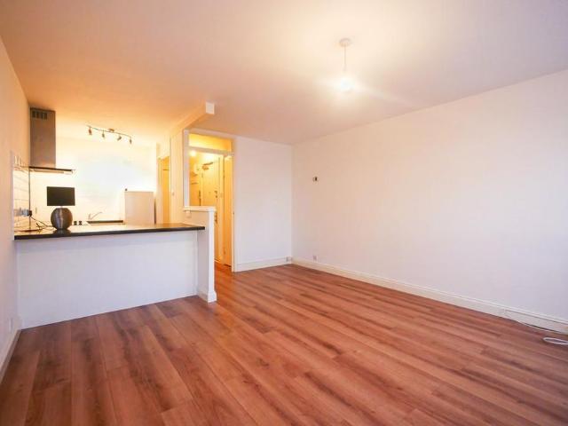 Studio to rent