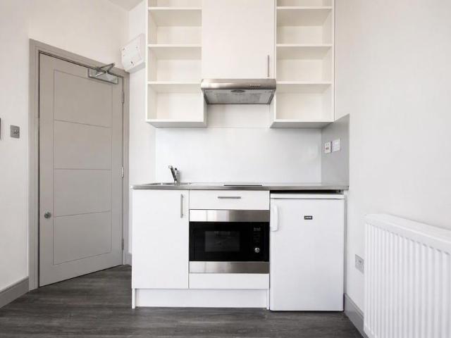 Studio to rent
