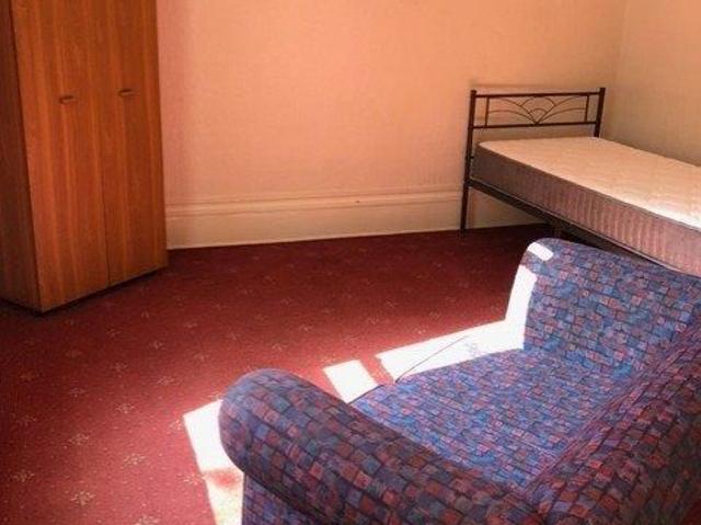 Studio to rent