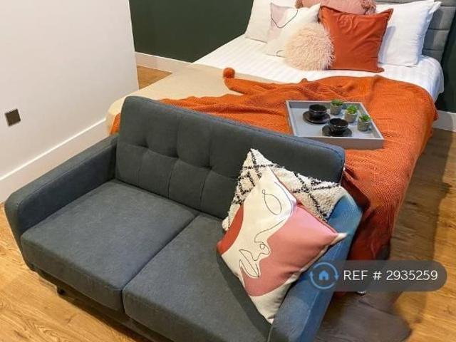 Studio to rent