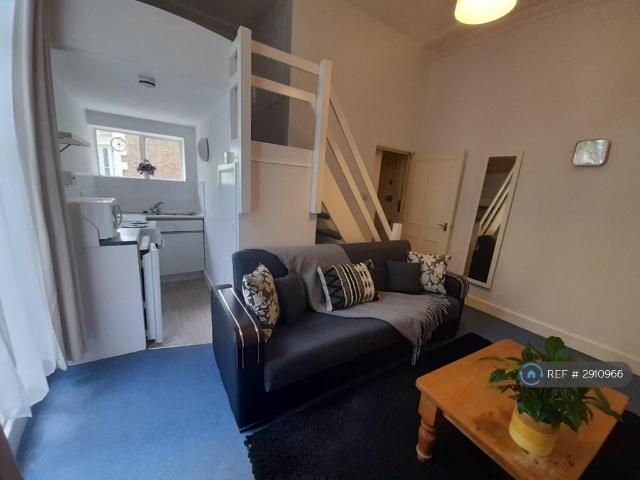 Studio to rent