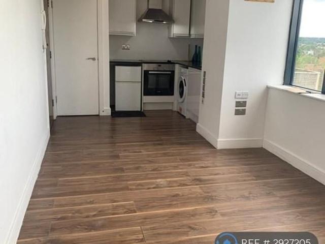 Studio to rent