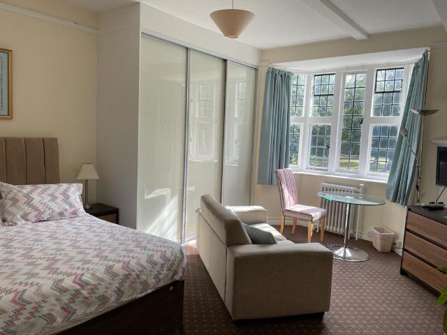 Studio to rent
