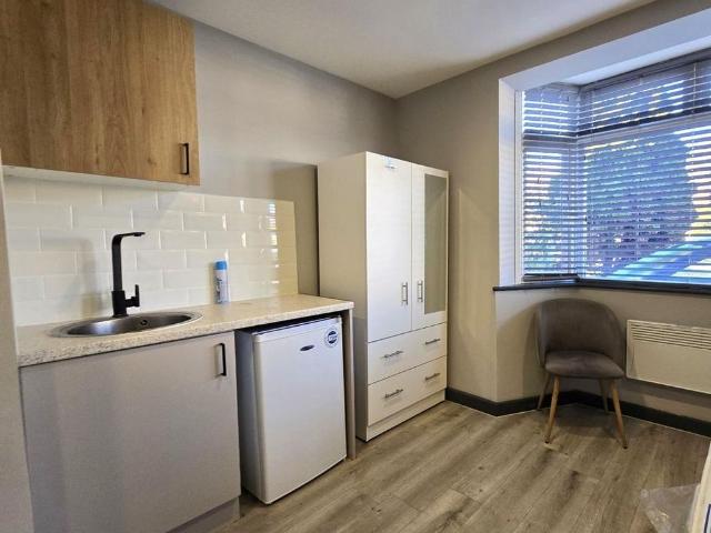 Studio to rent