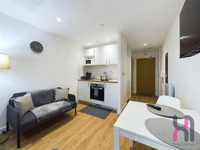 Studio to rent