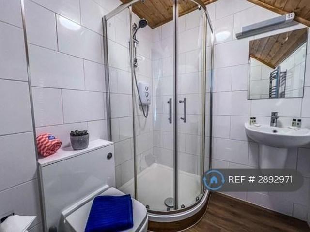Studio to rent