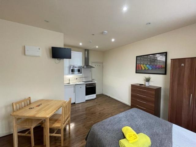 Studio to rent