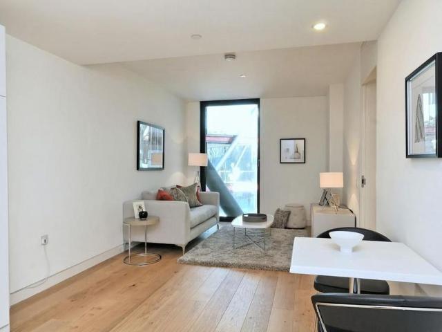 Studio to rent