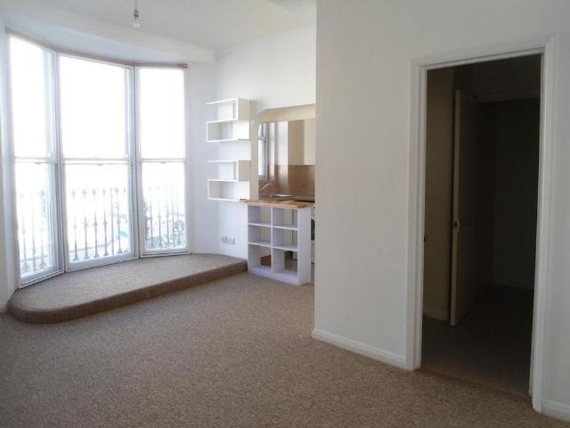 Studio to rent