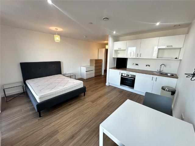Studio to rent