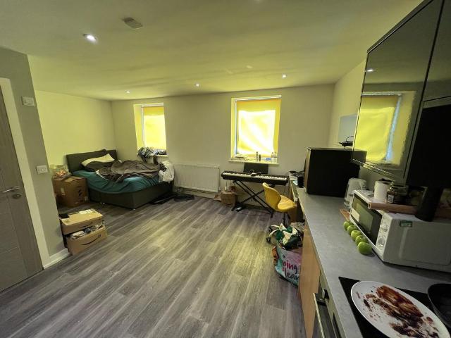 Studio to rent