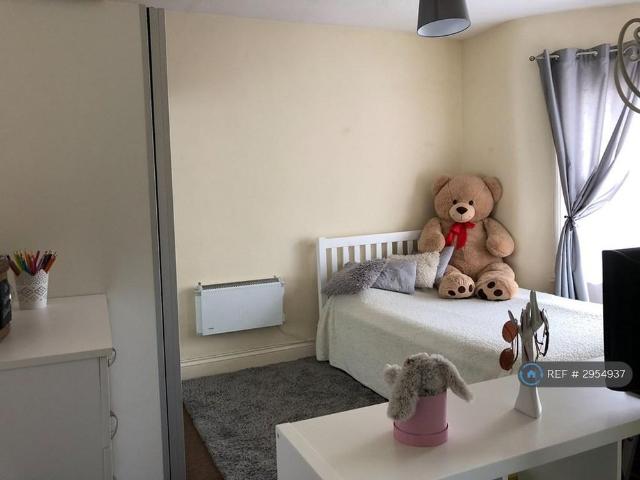 Studio to rent