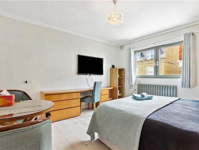 Studio to rent