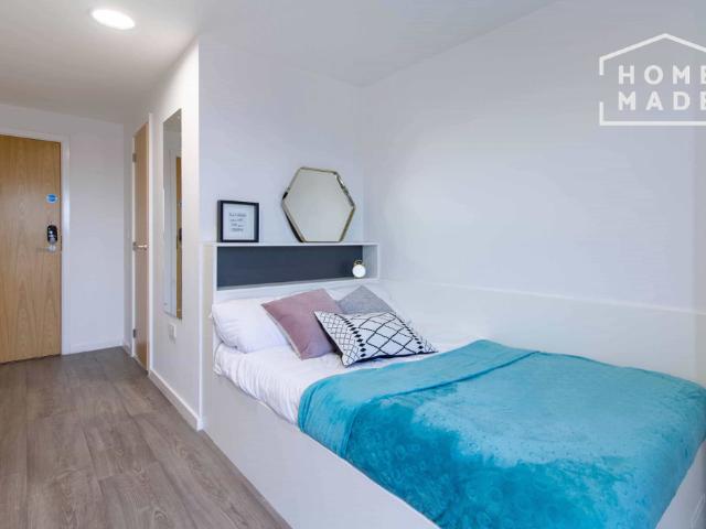 Studio to rent