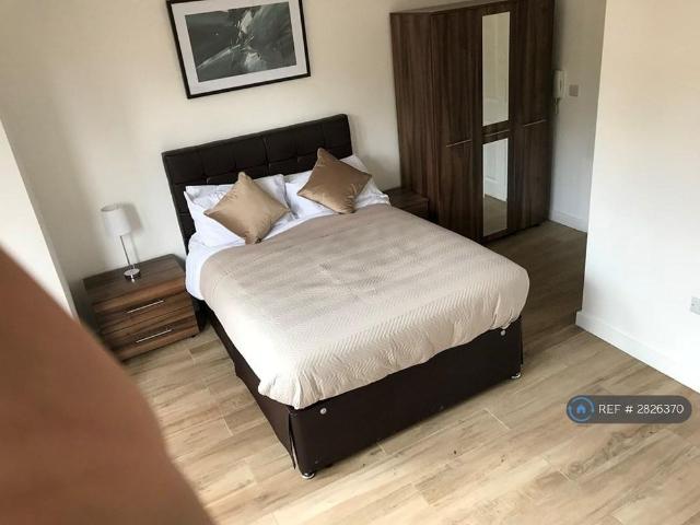 Studio to rent