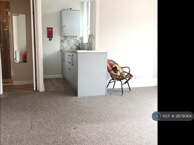 Studio to rent