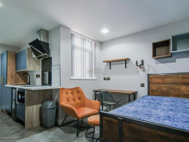 Studio to rent
