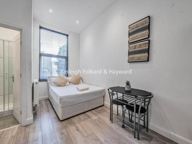 Studio to rent