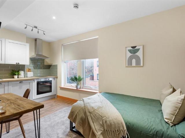 Studio to rent