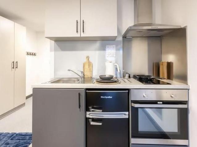 Studio to rent