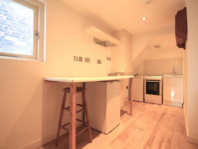 Studio to rent