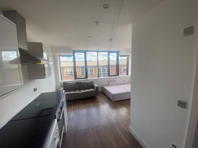 Studio to rent