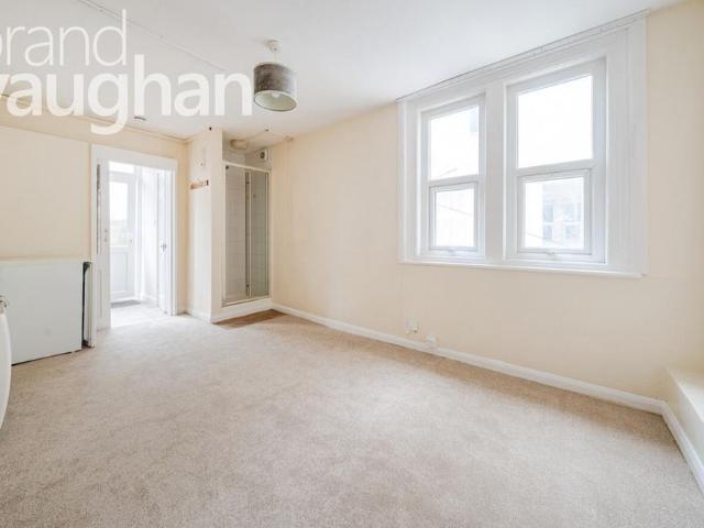 Studio to rent