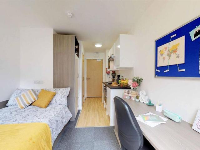 Studio to rent