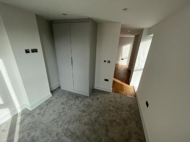 Studio to rent