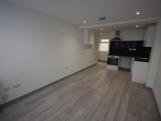 Studio to rent