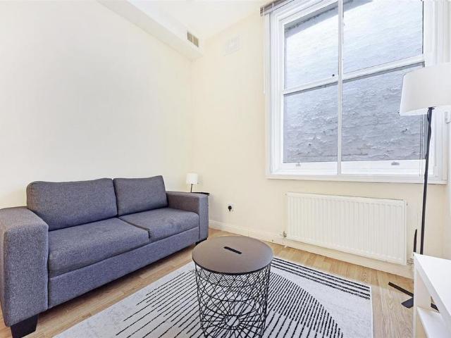 Studio to rent
