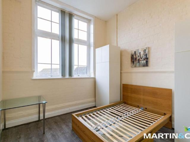 Studio to rent
