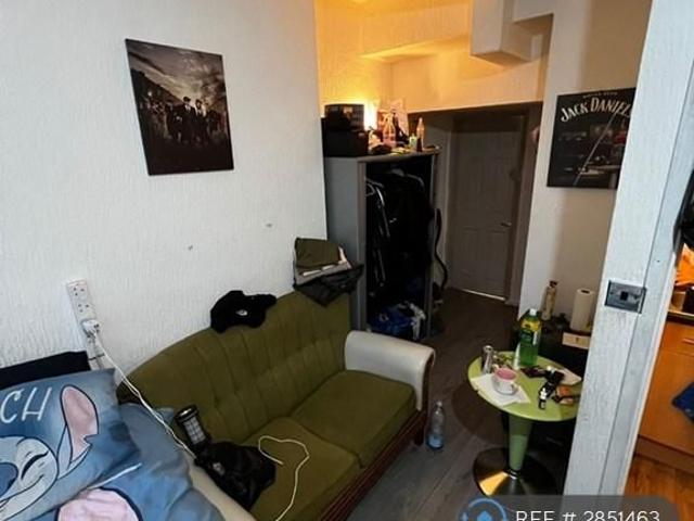 Studio to rent