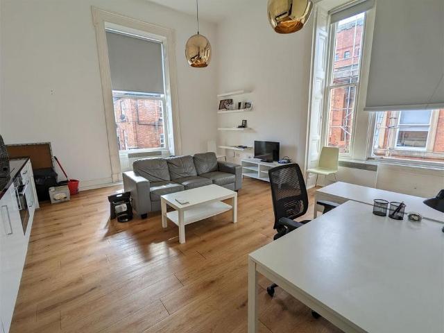 Studio to rent