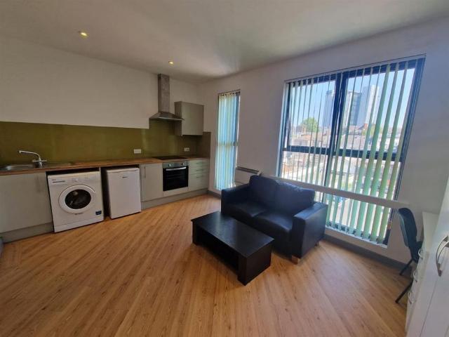 Studio to rent