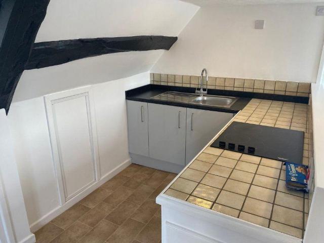 Studio to rent