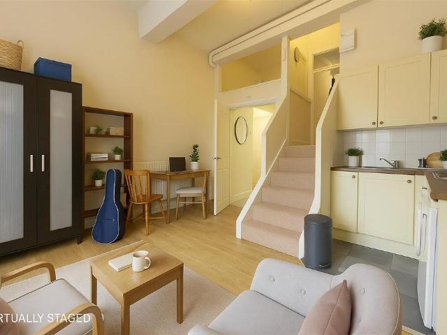 Studio to rent