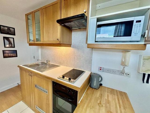 Studio to rent