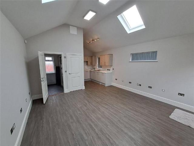 Studio to rent