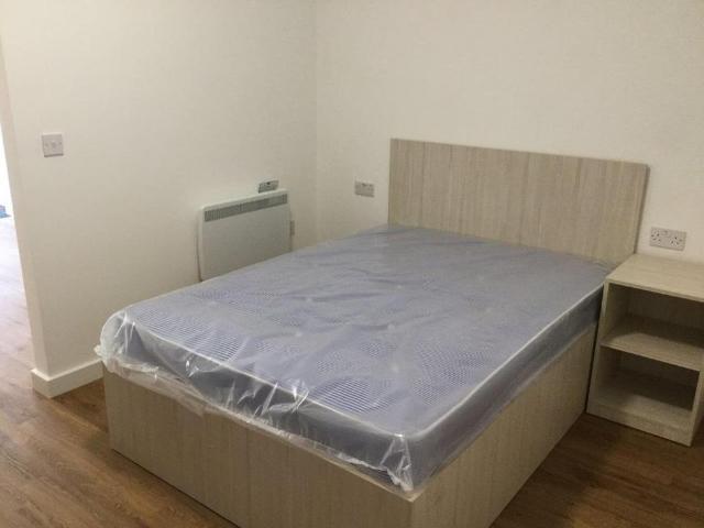 Studio to rent