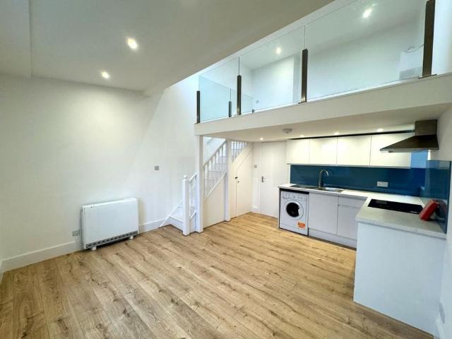 Studio to rent