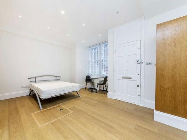 Studio to rent