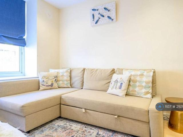 Studio to rent