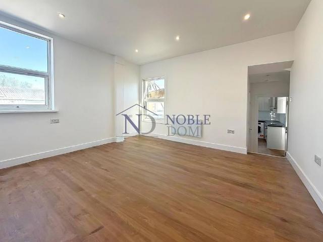 Studio to rent