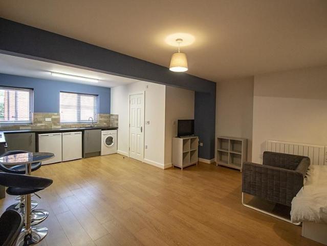 Studio to rent