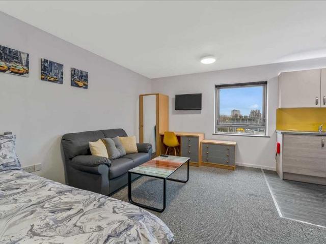 Studio to rent