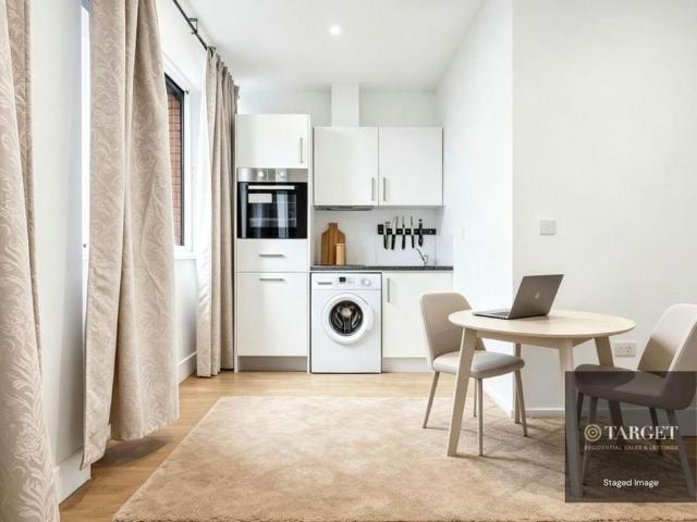 Studio to rent