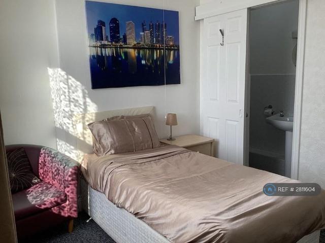 Studio to rent