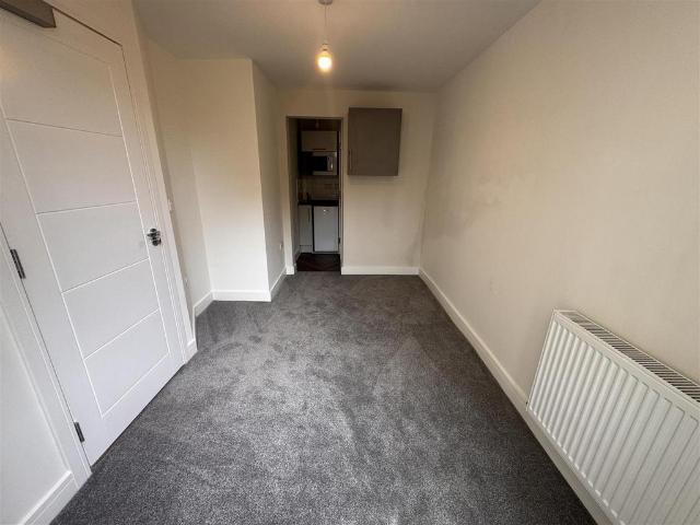 Studio to rent